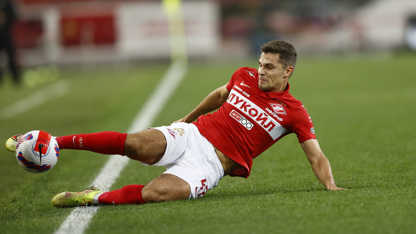 Merasa Kebanyakan, Gelandang Klub Sepak Bola Spartak Moskow Minta ...
