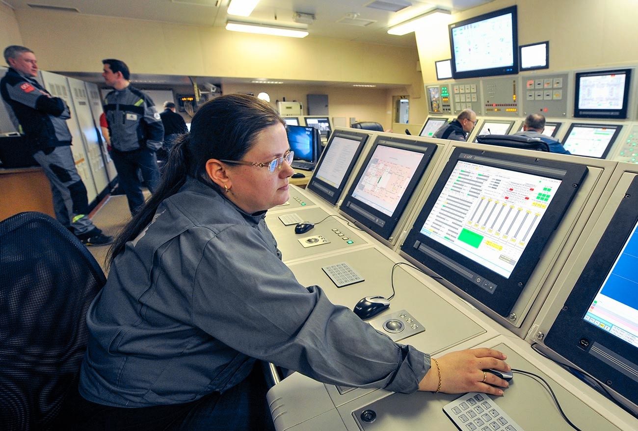 Green tradeoff? Russian Arctic town gets clean with NUCLEAR-powered ...
