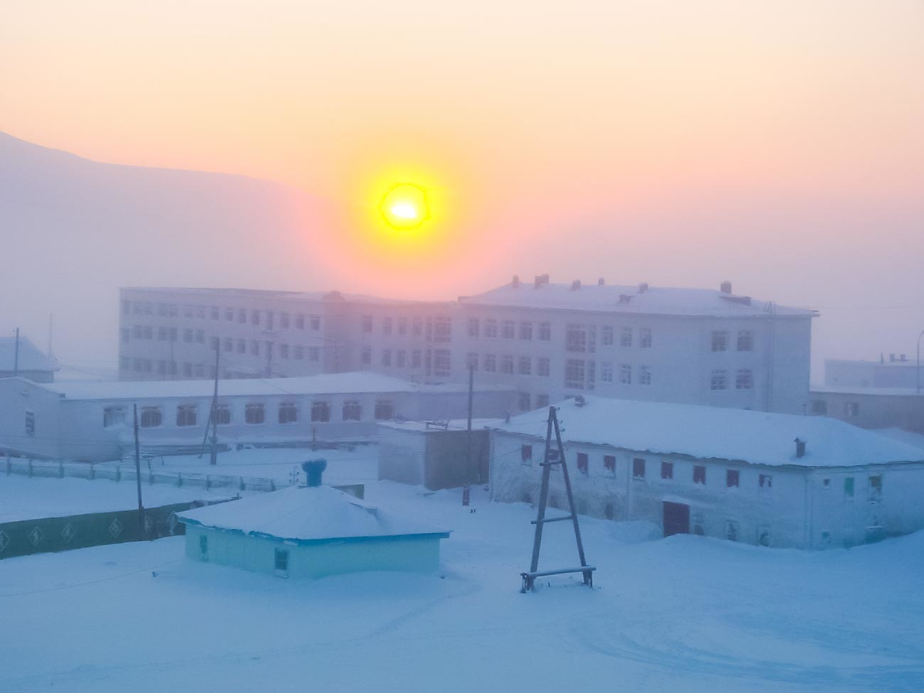 Green tradeoff? Russian Arctic town gets clean with NUCLEAR-powered ...