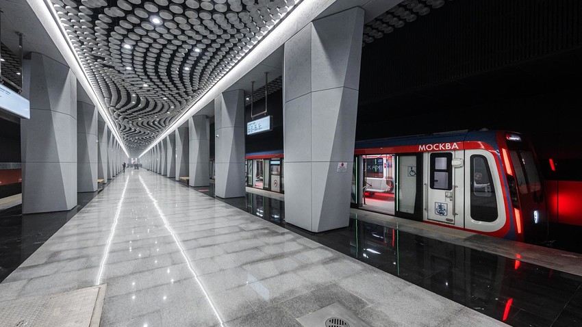 Moskovski metro v enem dnevu odprl 10 novih postaj (FOTO) - Russia ...