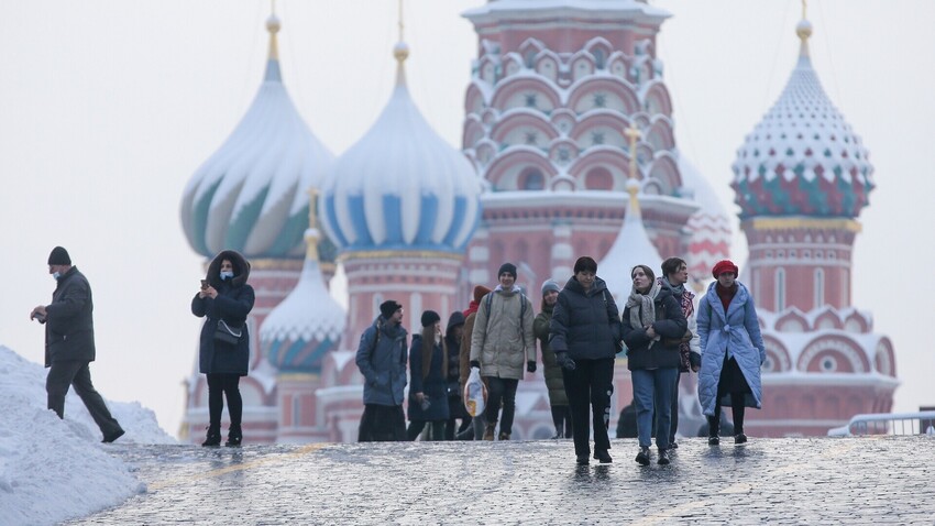 Straordinaria nevicata a Mosca: la capitale russa sotto la neve è più ...