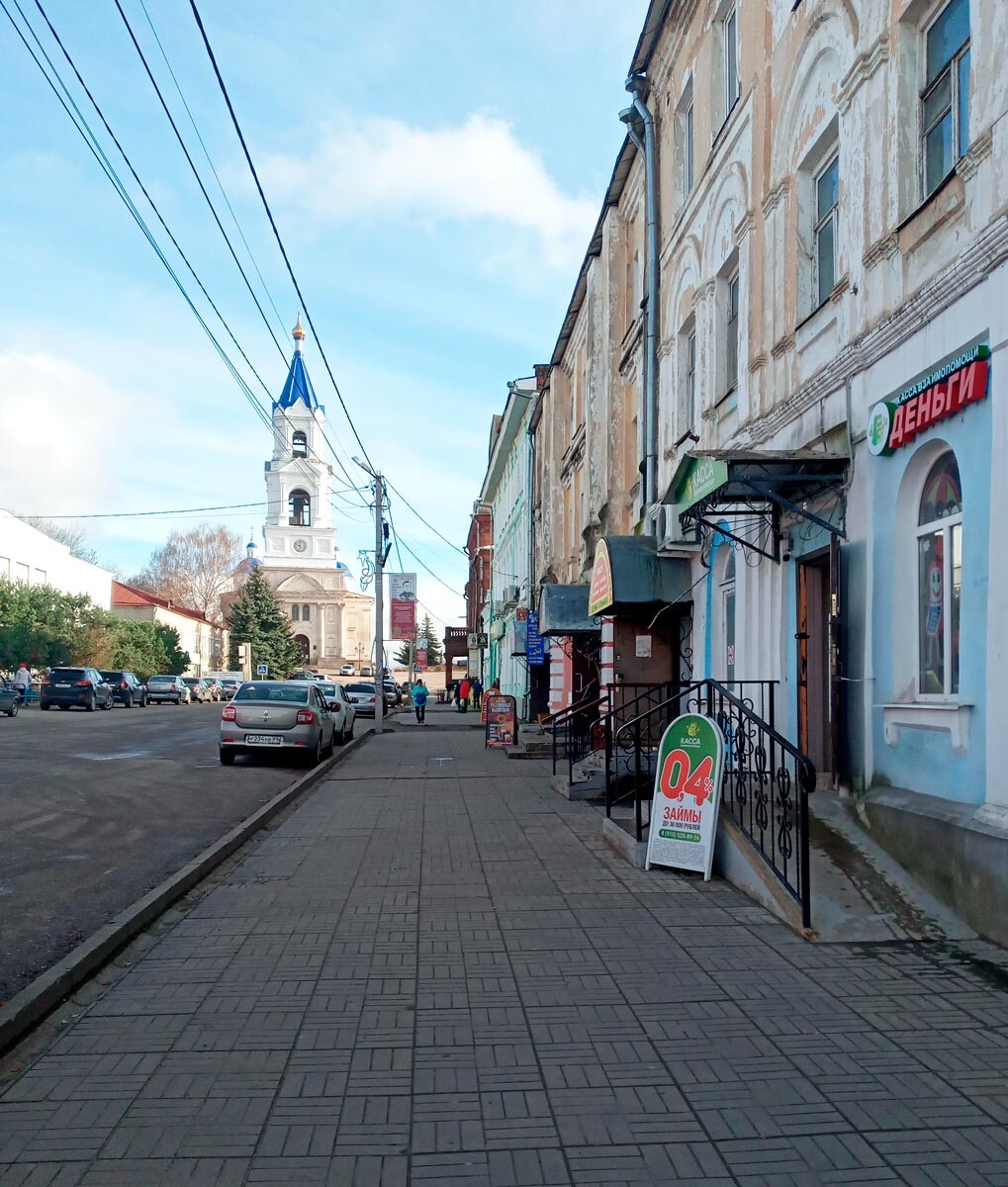 Entre spirituel et spiritueux: à la découverte de Kachine, petite cité ...