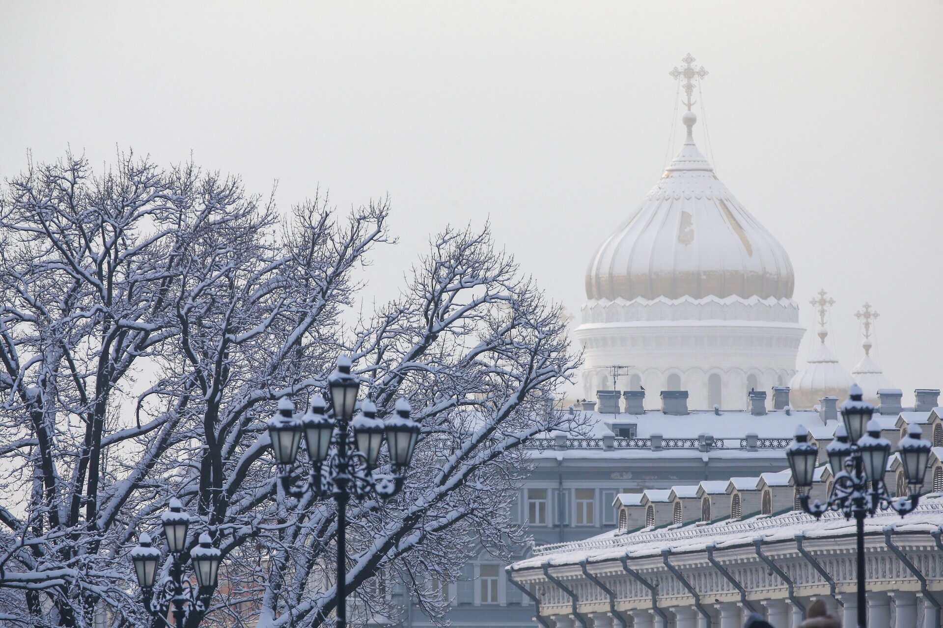 Straordinaria nevicata a Mosca: la capitale russa sotto la neve è più ...