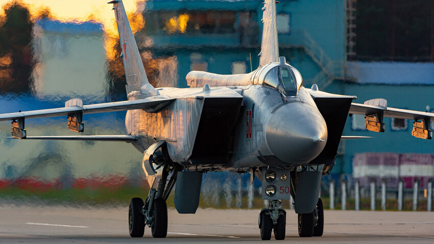 MiG-31, ‘Radar Terbang’ Rusia (VIDEO) - Russia Beyond