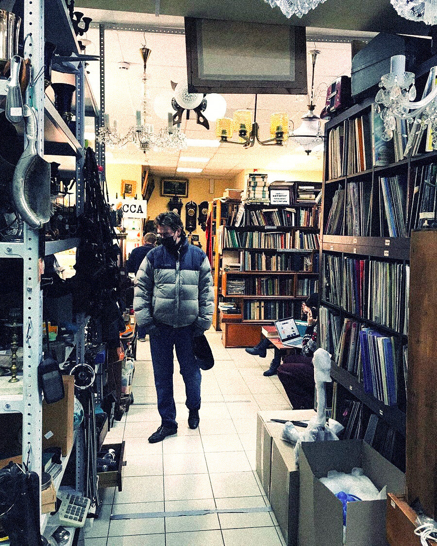 Check out Russia’s largest store of vintage Soviet household items ...