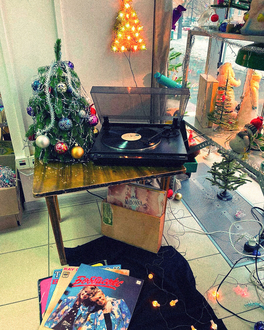 Check out Russia’s largest store of vintage Soviet household items ...