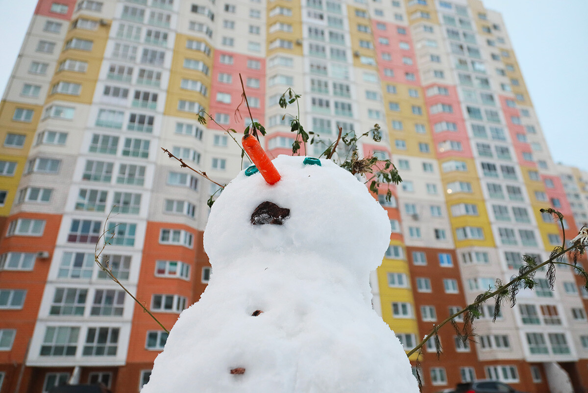 Russian snowmen in PHOTOS: 100 years of fun - Russia Beyond