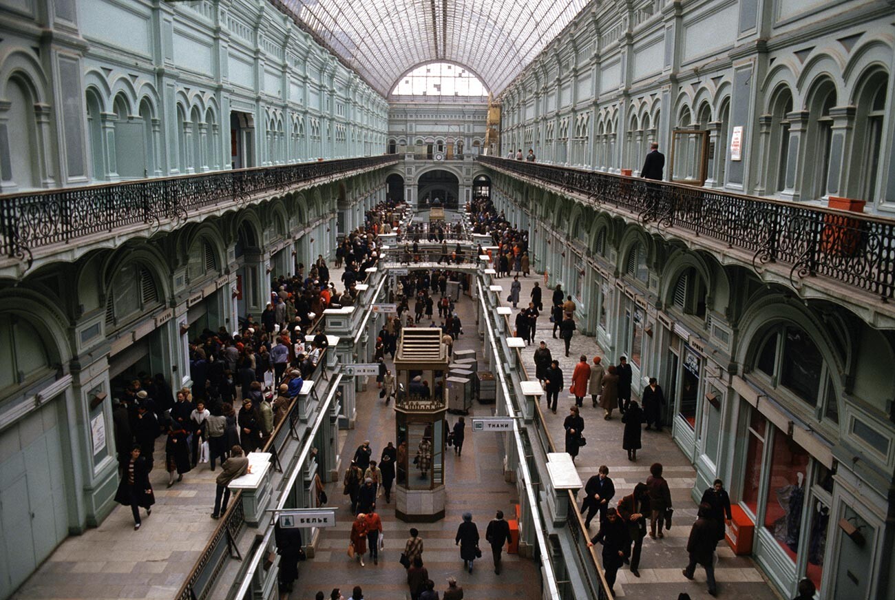 How people in the USSR got their hands on SCARCE goods (PHOTOS ...