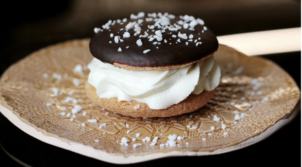 100 typische russische Gerichte (TEIL 3): Von Kefir bis Piroschki ...