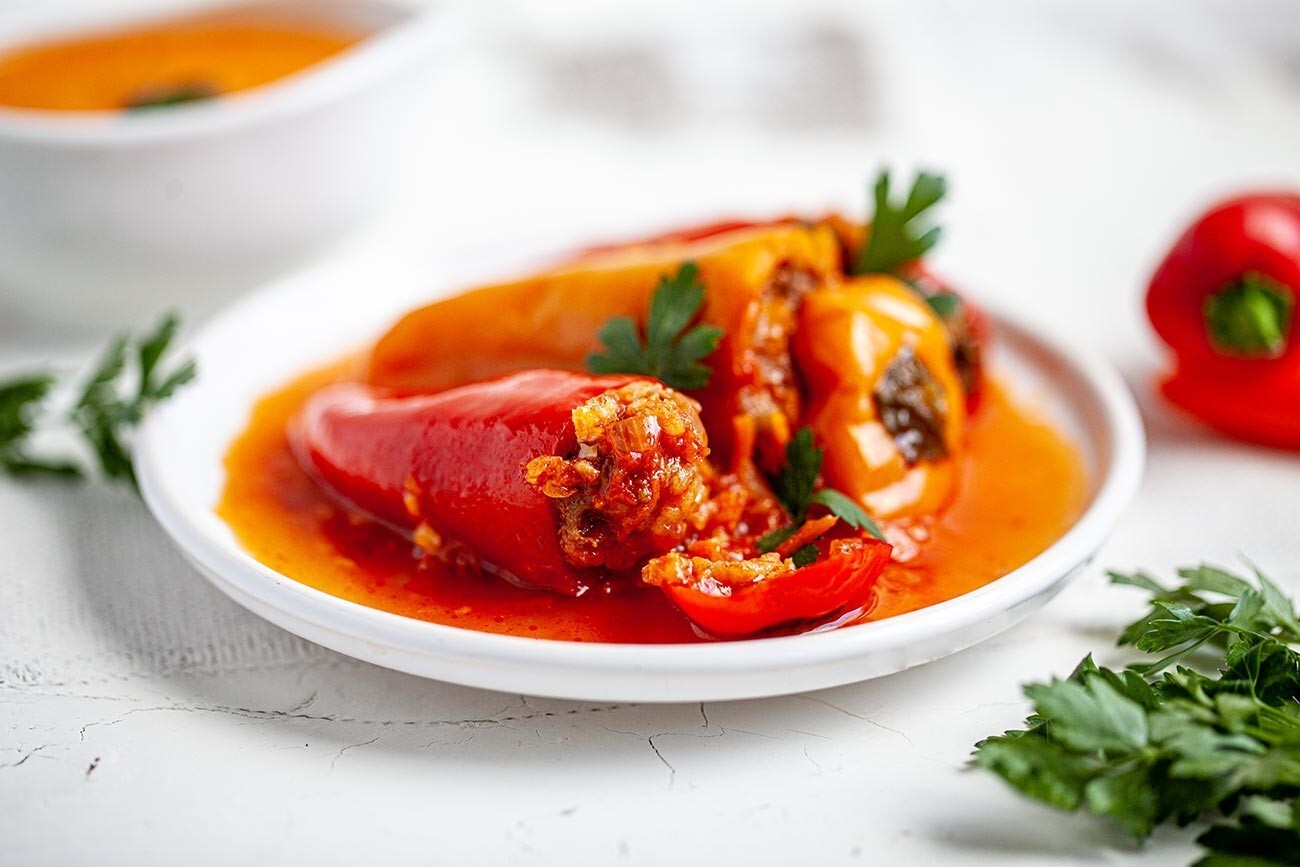 100 typische russische Gerichte (TEIL 6): Von mit Kaviar gefüllten ...