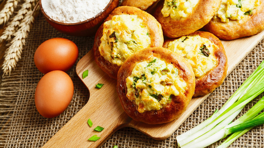 100 typische russische Gerichte (TEIL 6): Von mit Kaviar gefüllten ...