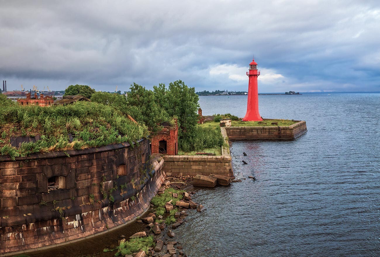 5 secrets of the unassailable Kronstadt island fortress outside St ...
