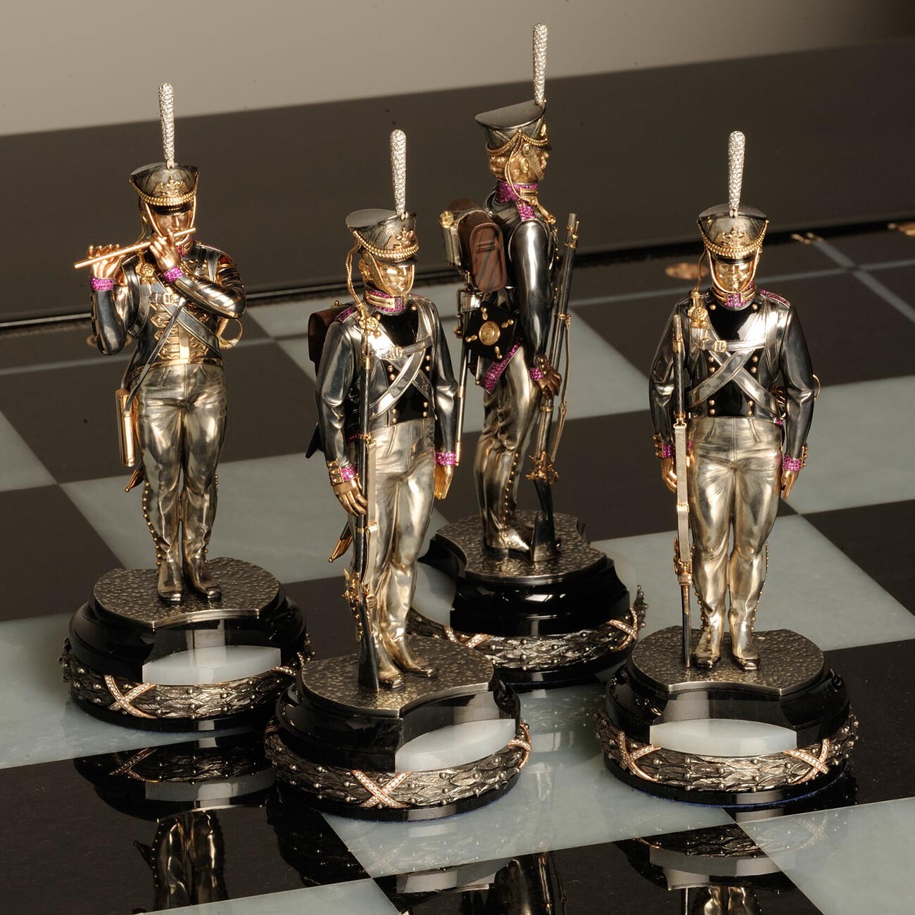 10 amazing chess sets created by Russian artisans (PHOTOS) - Russia Beyond