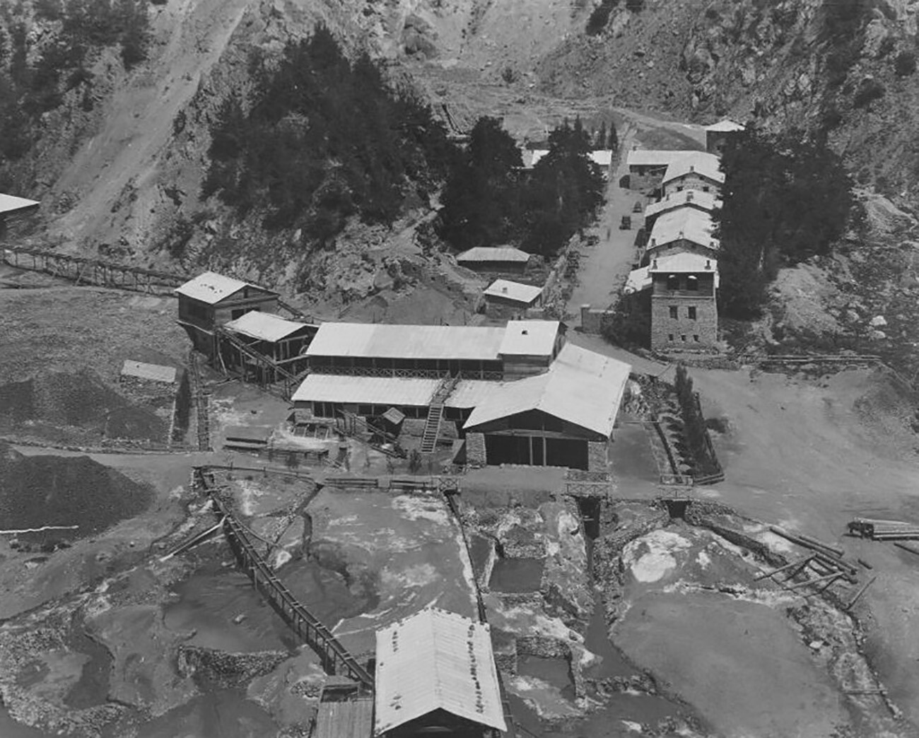 Sadon: zlovešča vas duhov v gorah severnega Kavkaza (FOTO) - Russia ...