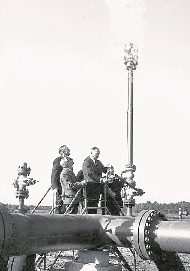 Bagaimana Uni Soviet Membuat Eropa Terpikat pada Cadangan Gas Alamnya ...