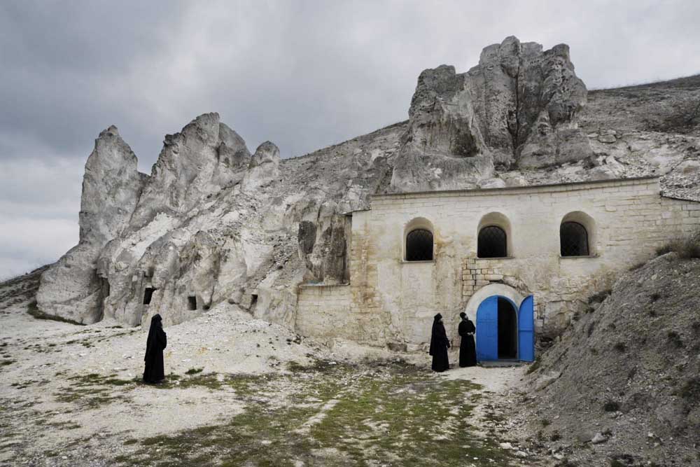 Cave monasteries of Southern Russia - Russia Beyond