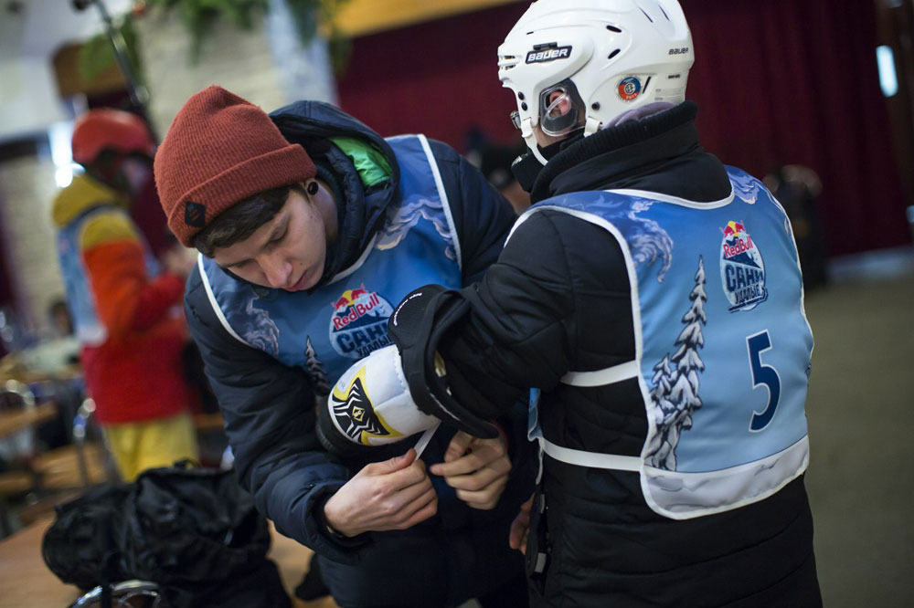 Extreme sledding on the slopes of the Ural Mountains - Russia Beyond