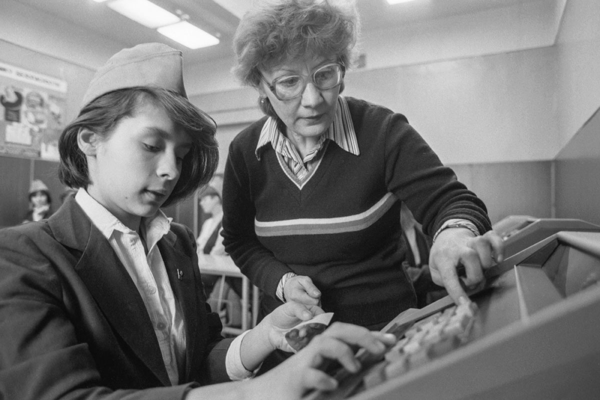 Delivery heroes: How Russian postmen glued the country together ...