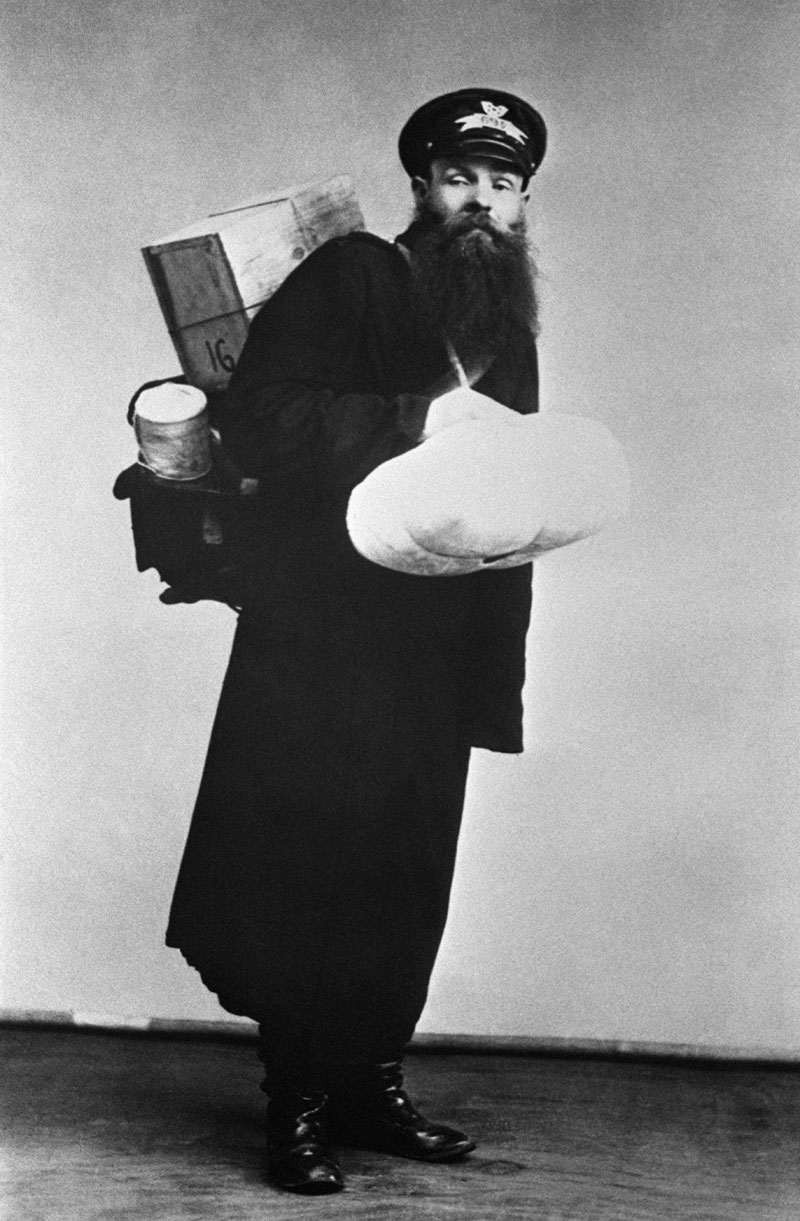 Delivery heroes: How Russian postmen glued the country together ...