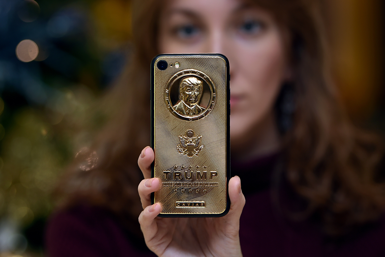Photo of the day: Trump 'Caviar Phone' - Russia Beyond
