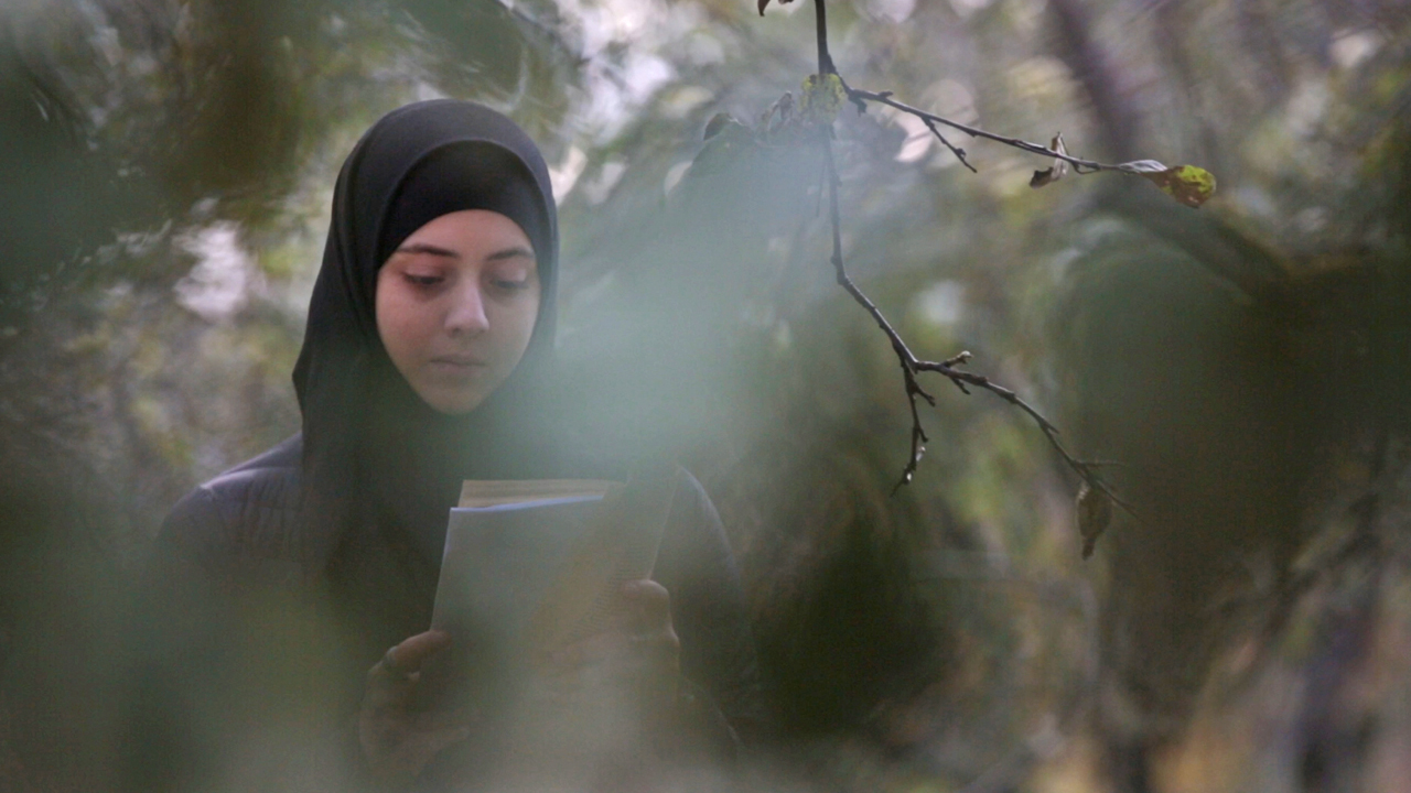 Muslim beauty: How to stay a strict Muslim in a big city - Russia Beyond