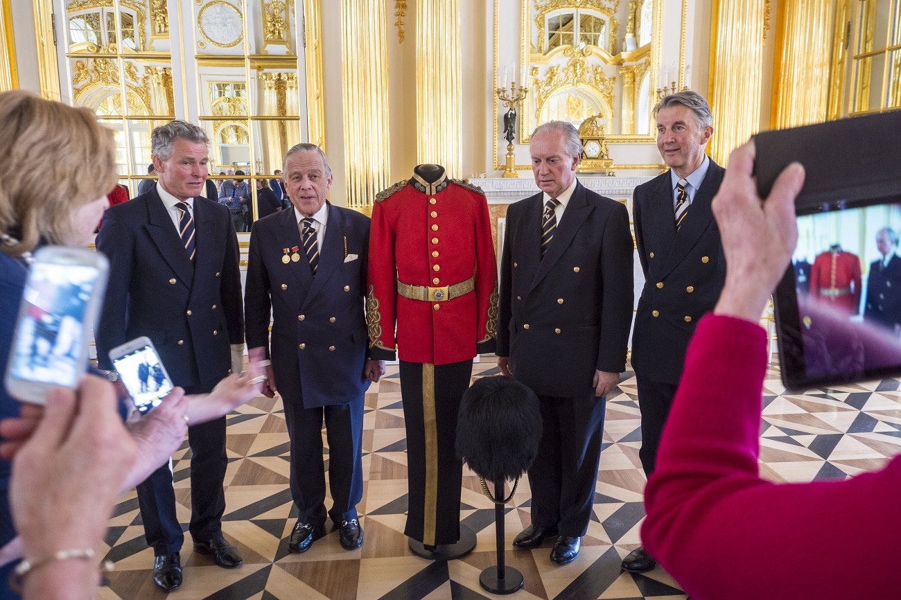 The last tsar’s Scots Guards bring historic uniform to St. Petersburg ...