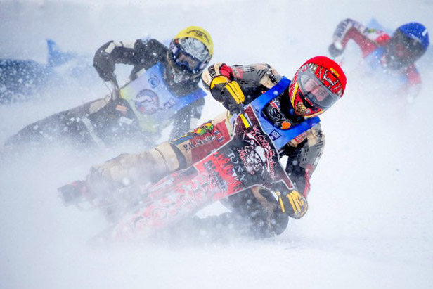 Full throttle: Motorcycle ice racing in Ufa - Russia Beyond