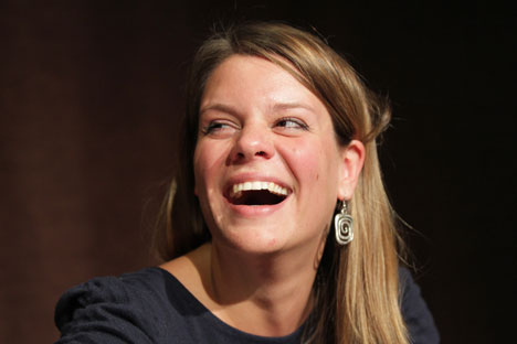 A captivating blogger poet makes her London debut - Russia Beyond