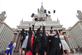 Graduating students of Moscow State University - Russia Beyond