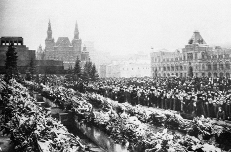 Joseph Stalin's funeral: how it happened - Russia Beyond