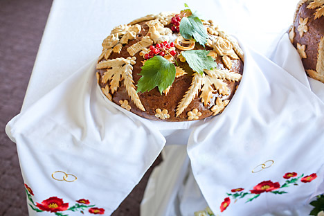 Interesting facts about karavai bread - Russia Beyond