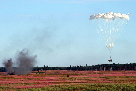 The Soviet fascination for airborne armor - Russia Beyond