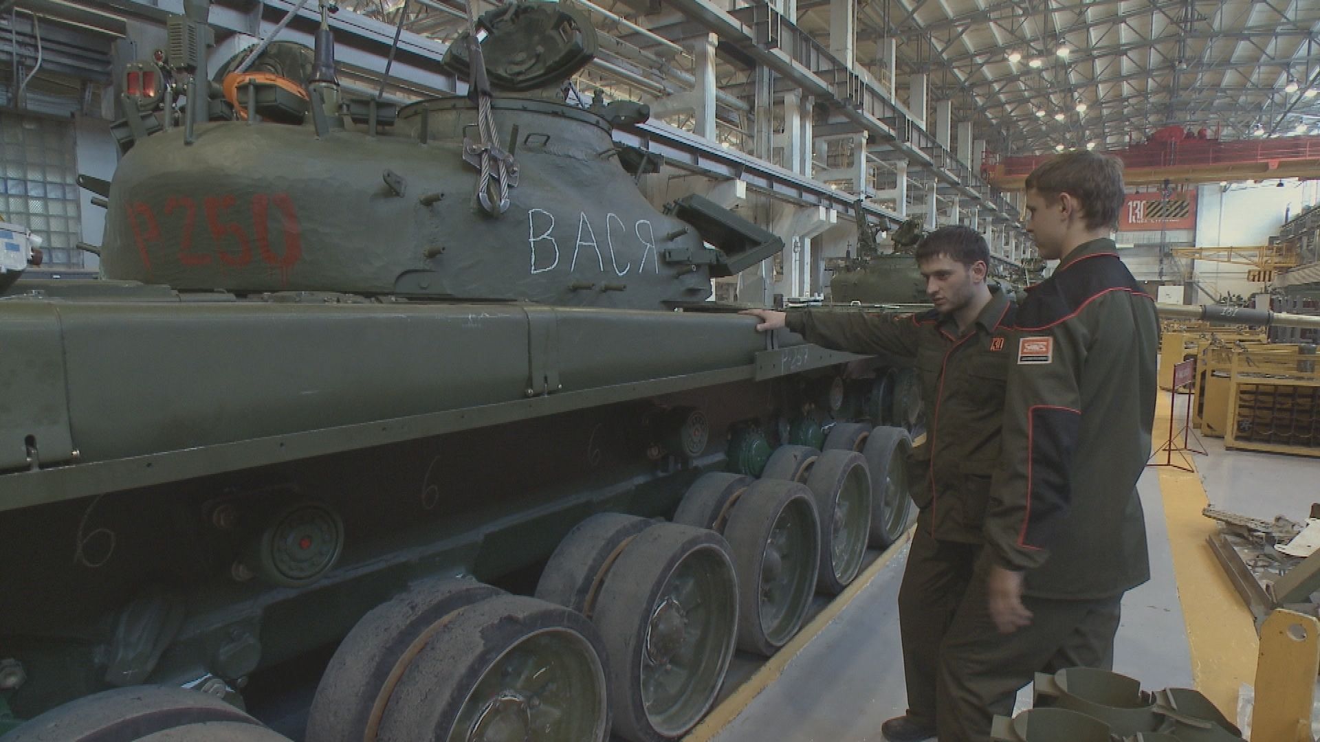 The two rivals let off steam at a boxing match. Tanks: Born in Russia — RTD
