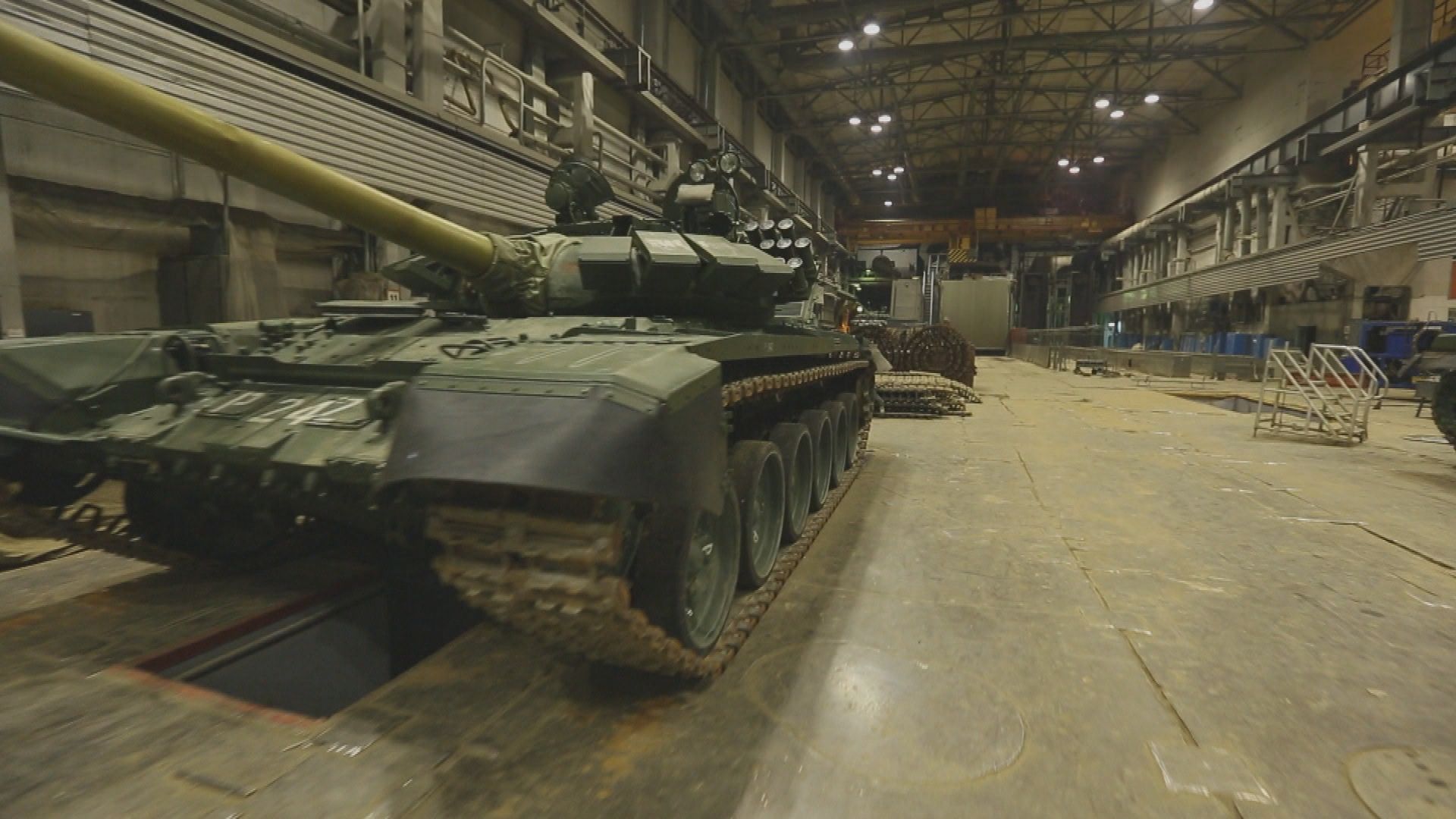 Two factory workers enter the competition for the post in the tank ...